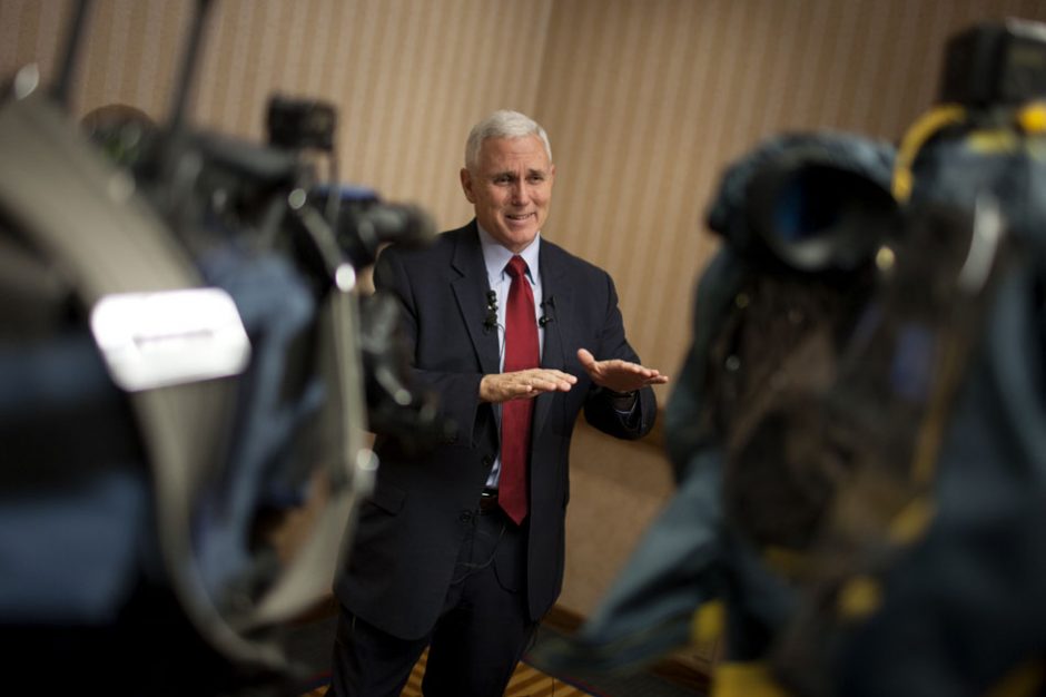 Gov. Mike Pence visits South Bend, pitches 'Roadmap for Indiana' plan ...